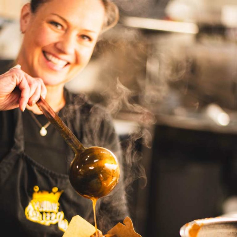 Poutine Queen - Poutine & more on the go in Invermere, BC